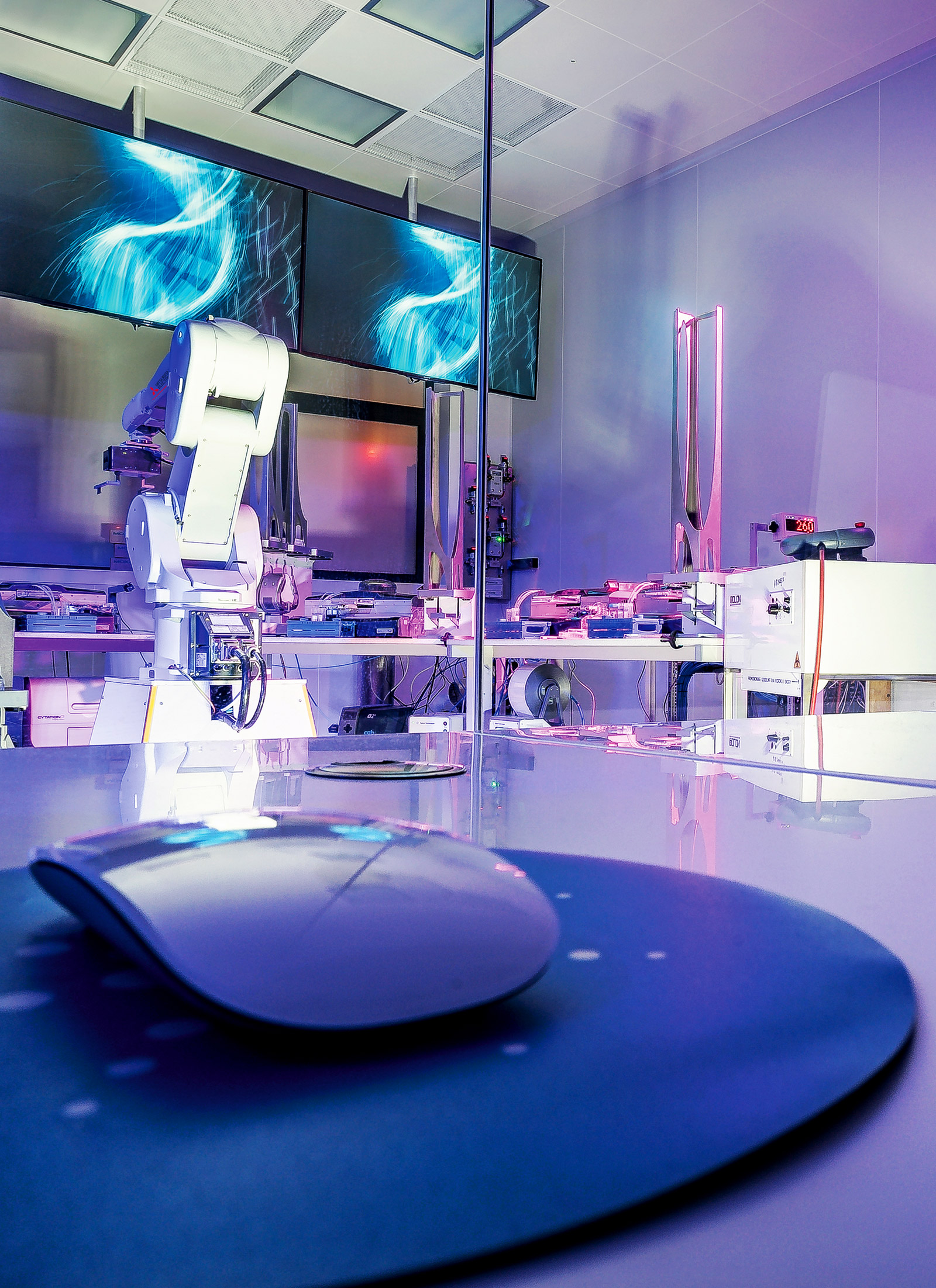 Roboter von Mitsubishi Electric und KI in der Biotechnologie ...